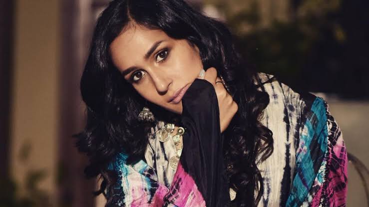 Mira Sethi as Zubaida sets the tone just right in Paristan - Mediaspring PK